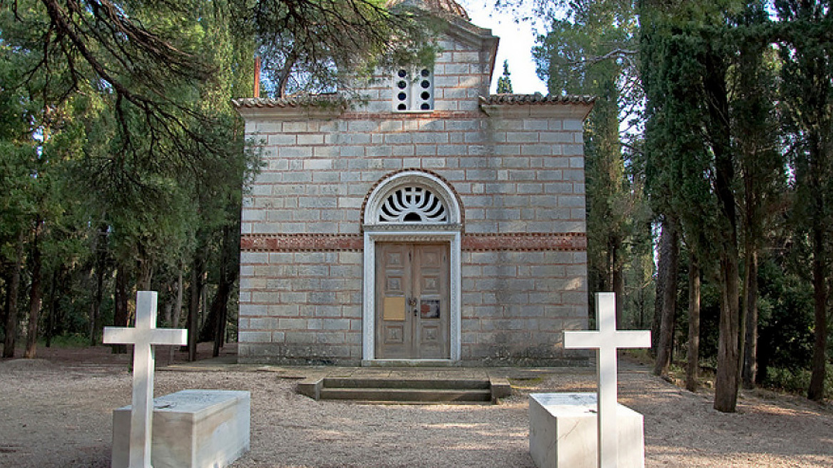 Τατόι: Το βασιλικό κοιμητήριο και τα μυστικά του - PineiosNews